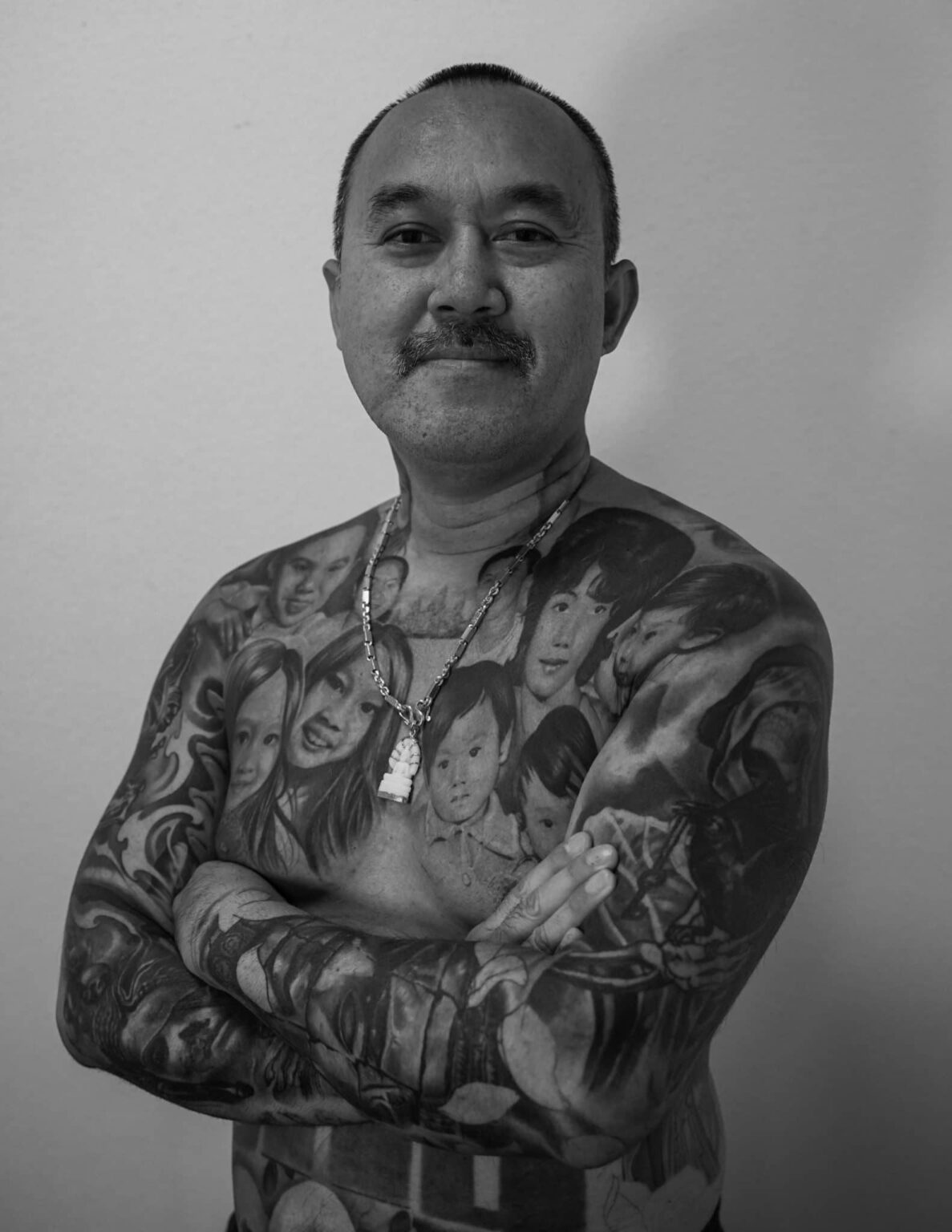 Aritst Robert Pho - Skin Design Tattoo