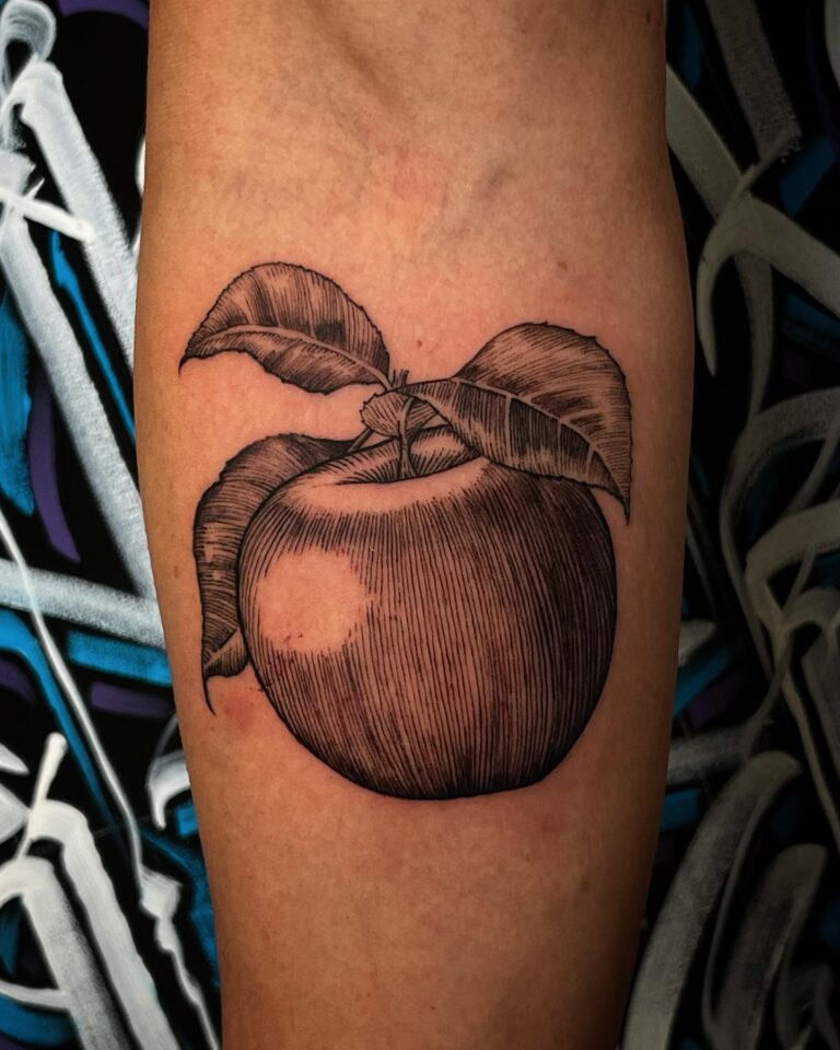 Fine Line Tattoos - Minimalist, Detailed & Elegant Artistry by Skin ...